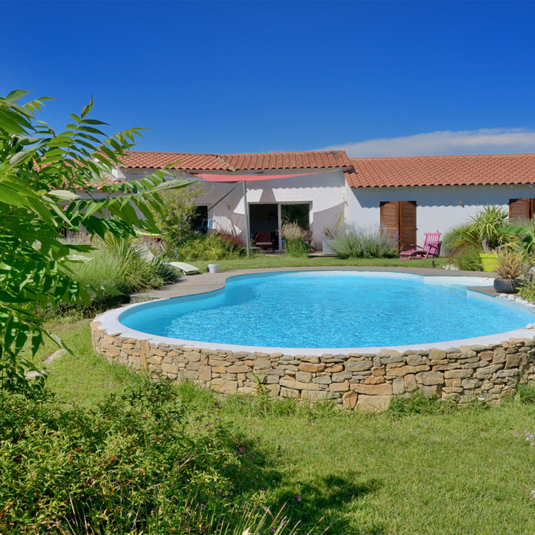 Tipos de piscinas - comprender los materiales de las piscinas