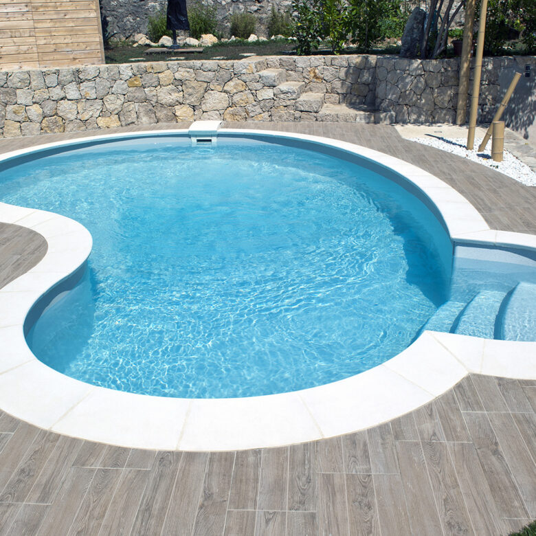 Tipos de piscinas - comprender los materiales de las piscinas