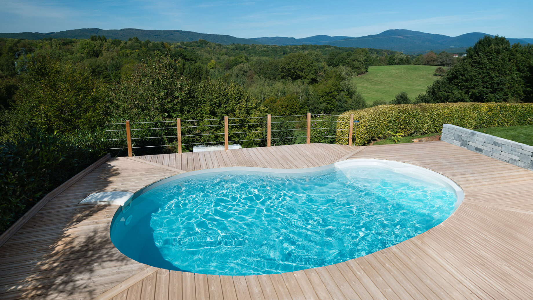 Choisir sa piscine hors sol en acier | Piscines Waterair