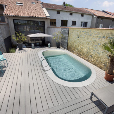 Slim pool: customised models for the narrowest of plots | Waterair ...
